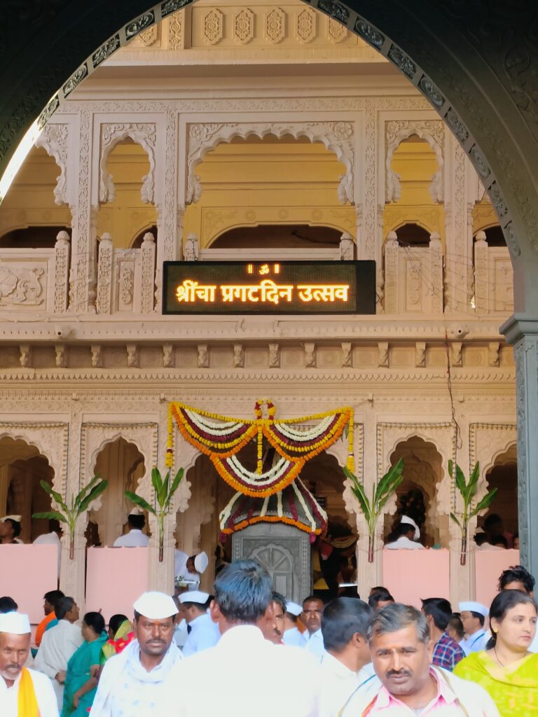 A Spiritual Journey to Gajanan Maharaj Temple, Shegaon – A 2-Day Travel ...